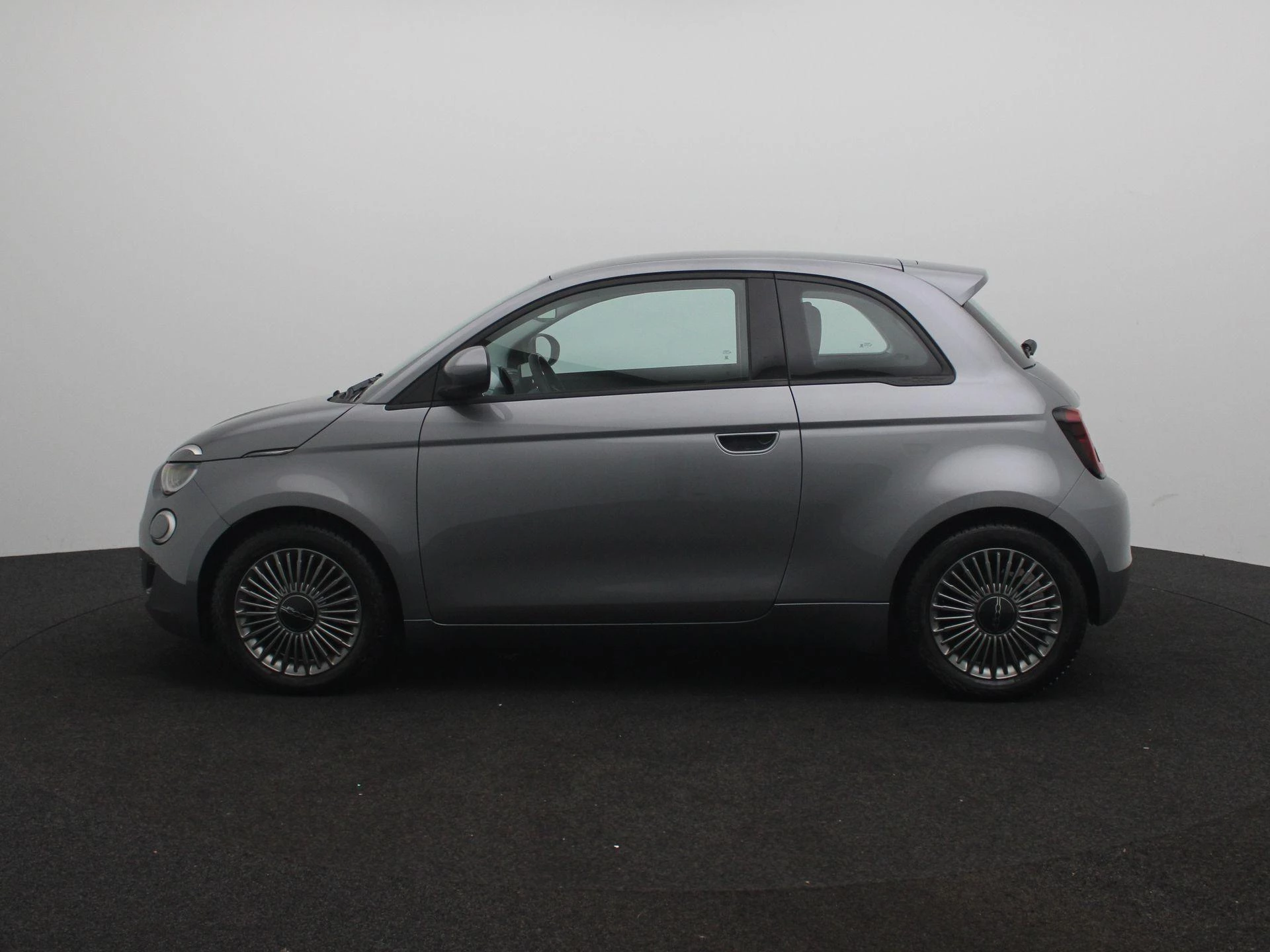 Fiat 500 RED 42 kWh Gebruikt | Van Mossel Automotive Group